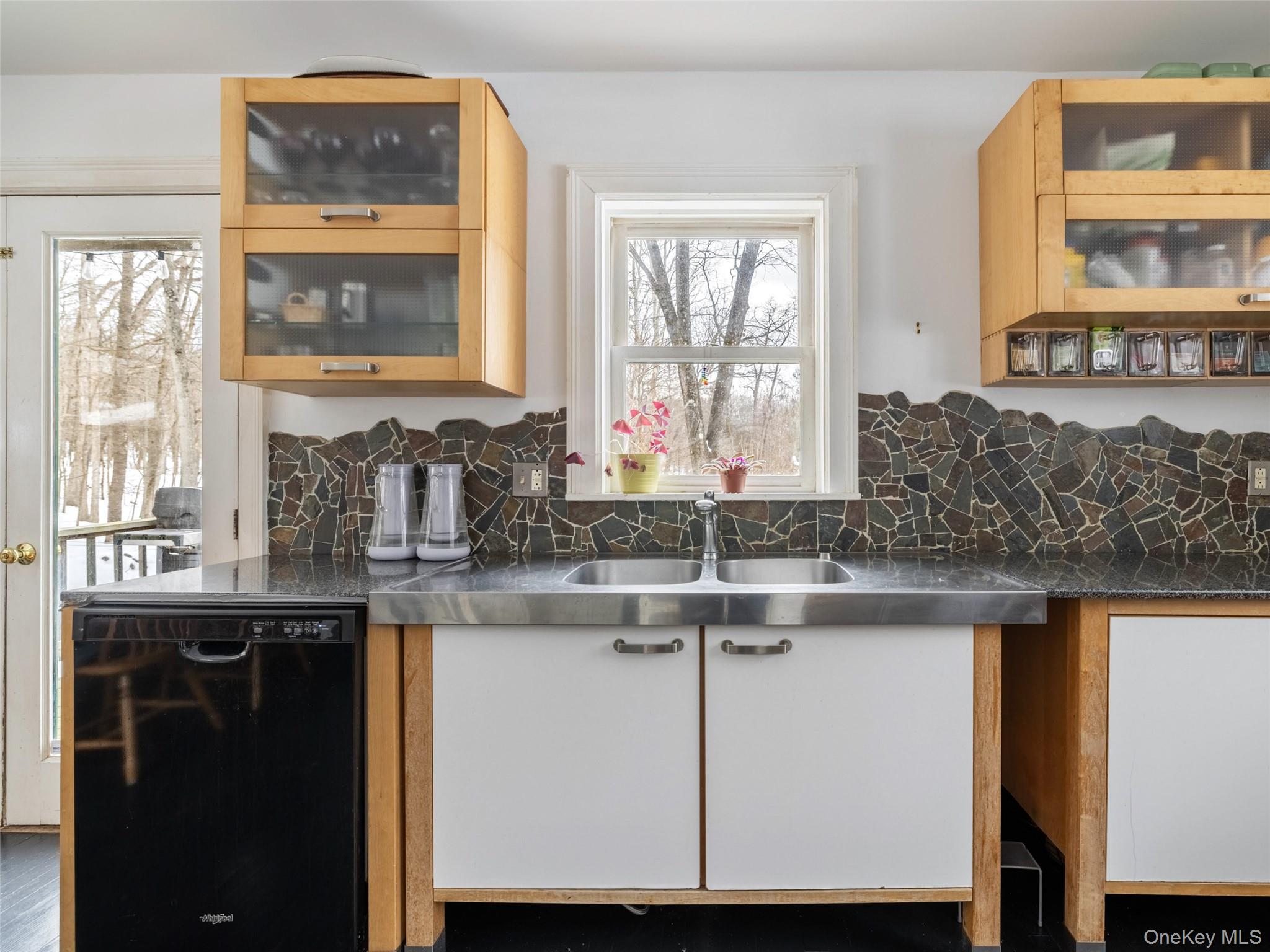74 Lemon Lane, Rhinebeck, NY 12572 | MLS #963087