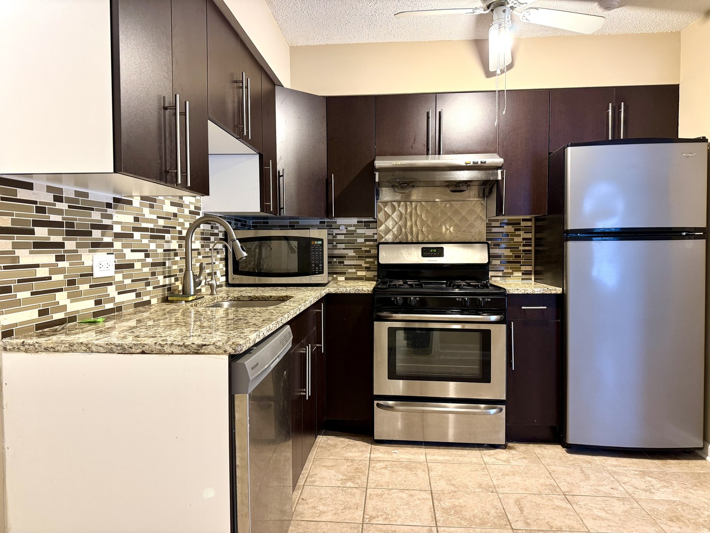 12 ECHO Court #1, Vernon Hills, IL 60061 | MLS #MRD12538938