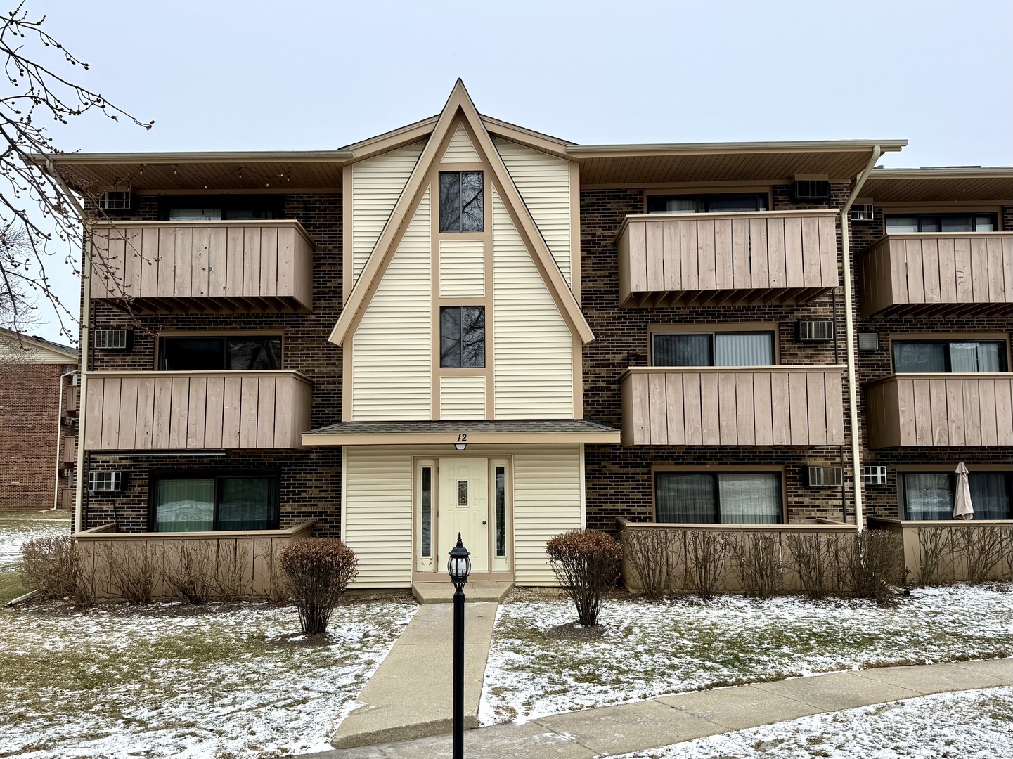 12 ECHO Court #1, Vernon Hills, IL 60061 | MLS #MRD12538938